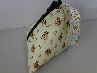 color me pretty: tutorial : pyramid pouch