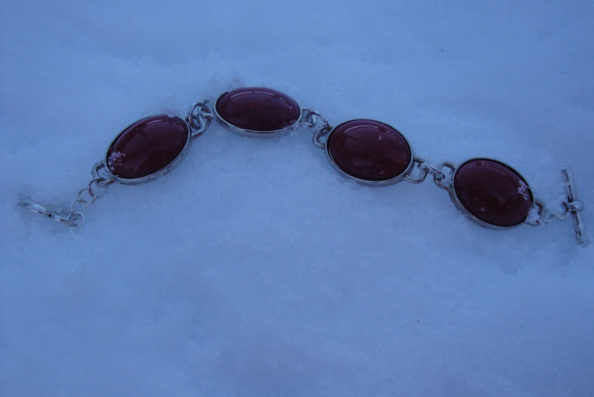 LOS TRABAJOS DE AMORIN: PULSERA PIEDRAS ROJAS