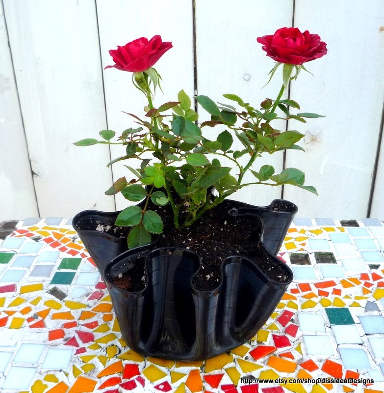 Etsy Punks: Vinyl Record Flower Pot Tutorial