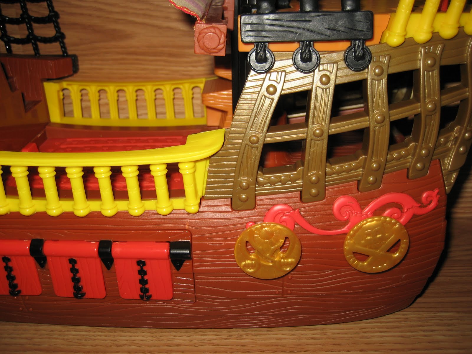noboxtospeakof ( no box to speak of ): Imaginext Adventures Pirate Ship ...