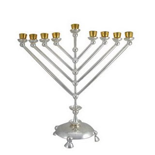 EL BLOG DEL SHALOM: LA FORMA DE LA MENORAH