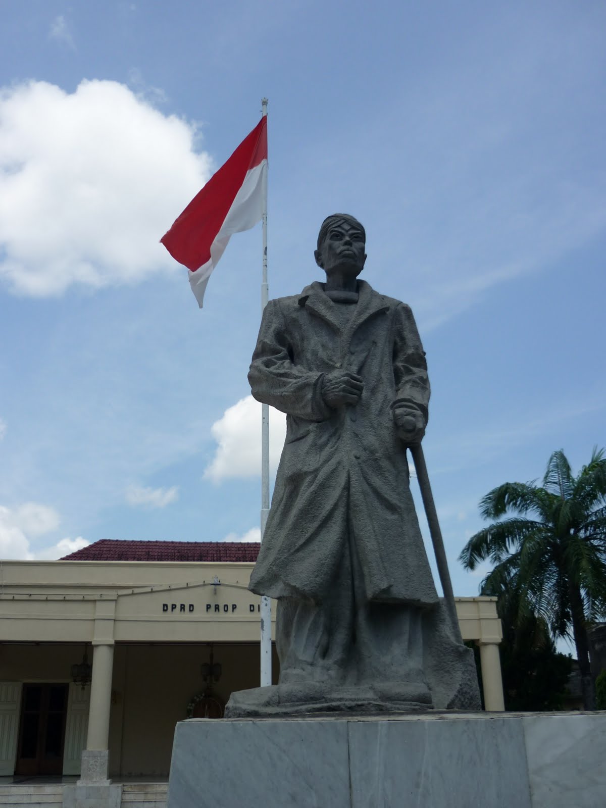 sagidigajinta: Hendra Gunawan, Patung Jend. Sudirman, Diantara Jaman