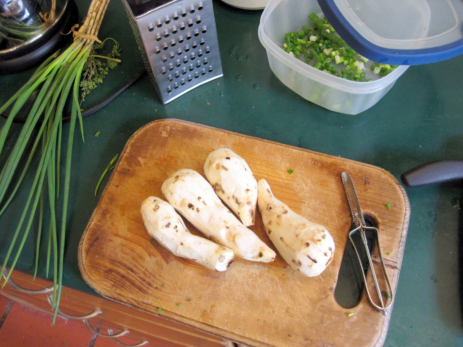 It Does Eat Good: Tania Fritters