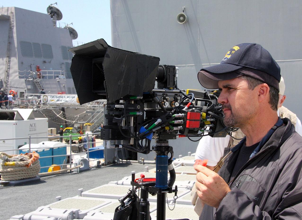 UrbanFox.TV Blog: Neutron 3D rig goes Naval gazing