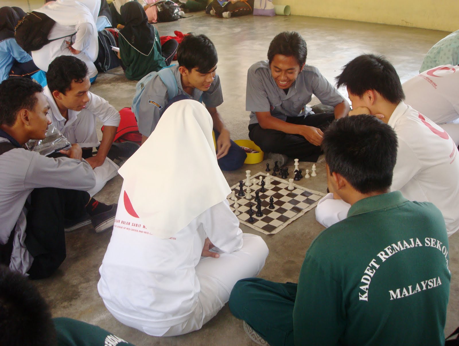 PENTADBIRAN PK KOKURIKULUM: AKTIVITI PERSATUAN DAN PERMAINAN