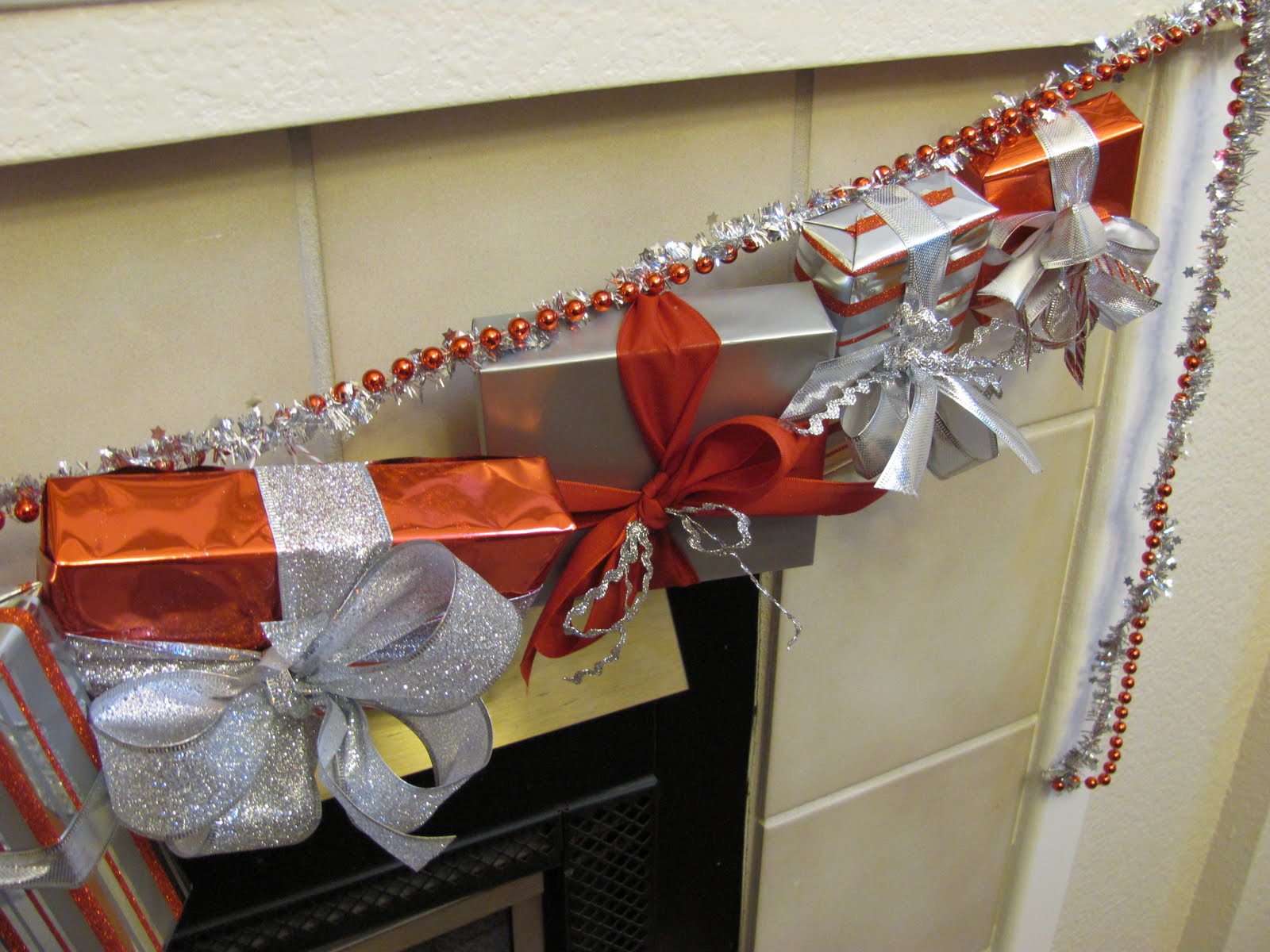 Little Nest Studio: My New Gift Garland