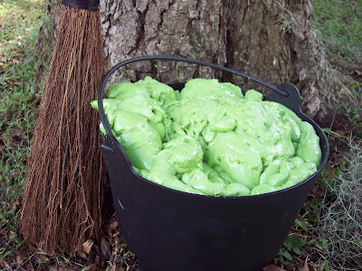 Ramblings from the Sunshine State: An Oozing Cauldron