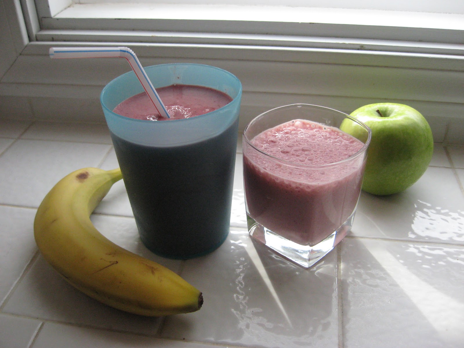 Simply Erin: Smoothies, Pizza and Tunanus!!