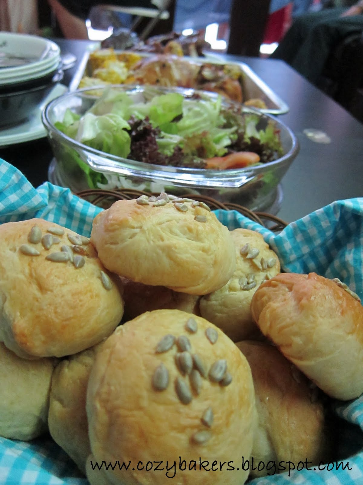 cozybakers: Sumptuous Dinner with Family