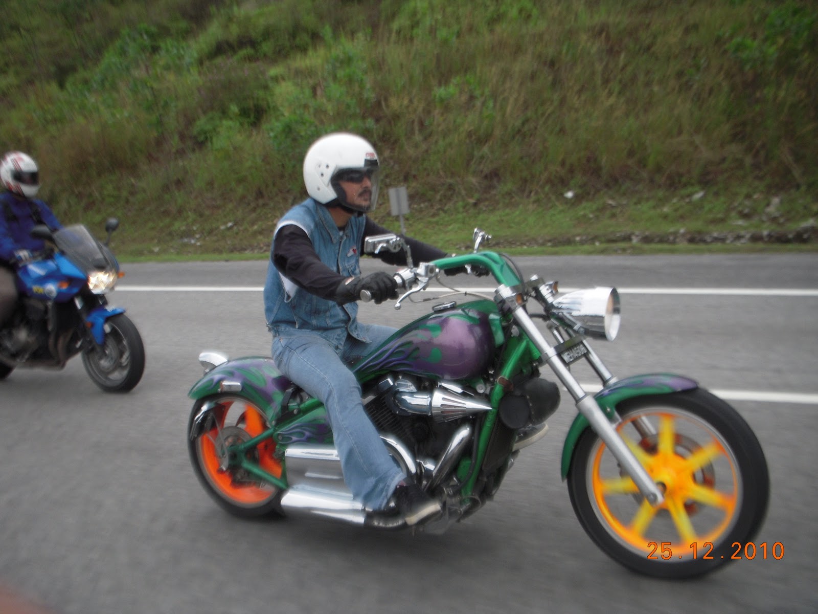 ROAD RUNNERS MC ROAD RUNNERS MC