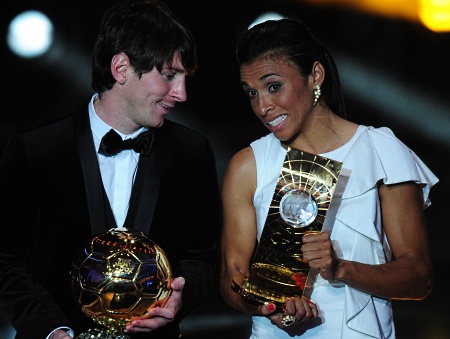 ESPOTE ATUALIDADES: Técnico acredita que Marta continuará evoluindo ...