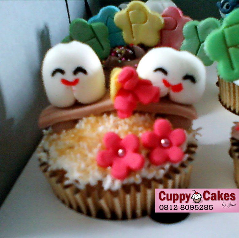 My Colourfull Kitchen: Tooth Cupcakes