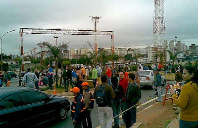 Aviação Brasil: [ Vôo 3054 ]Predio da TAM Express foi implodido