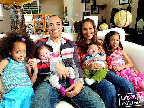 The Black Hollywood File: "THE GAME" STAR COBY BELL SHOWS OFF TWINS