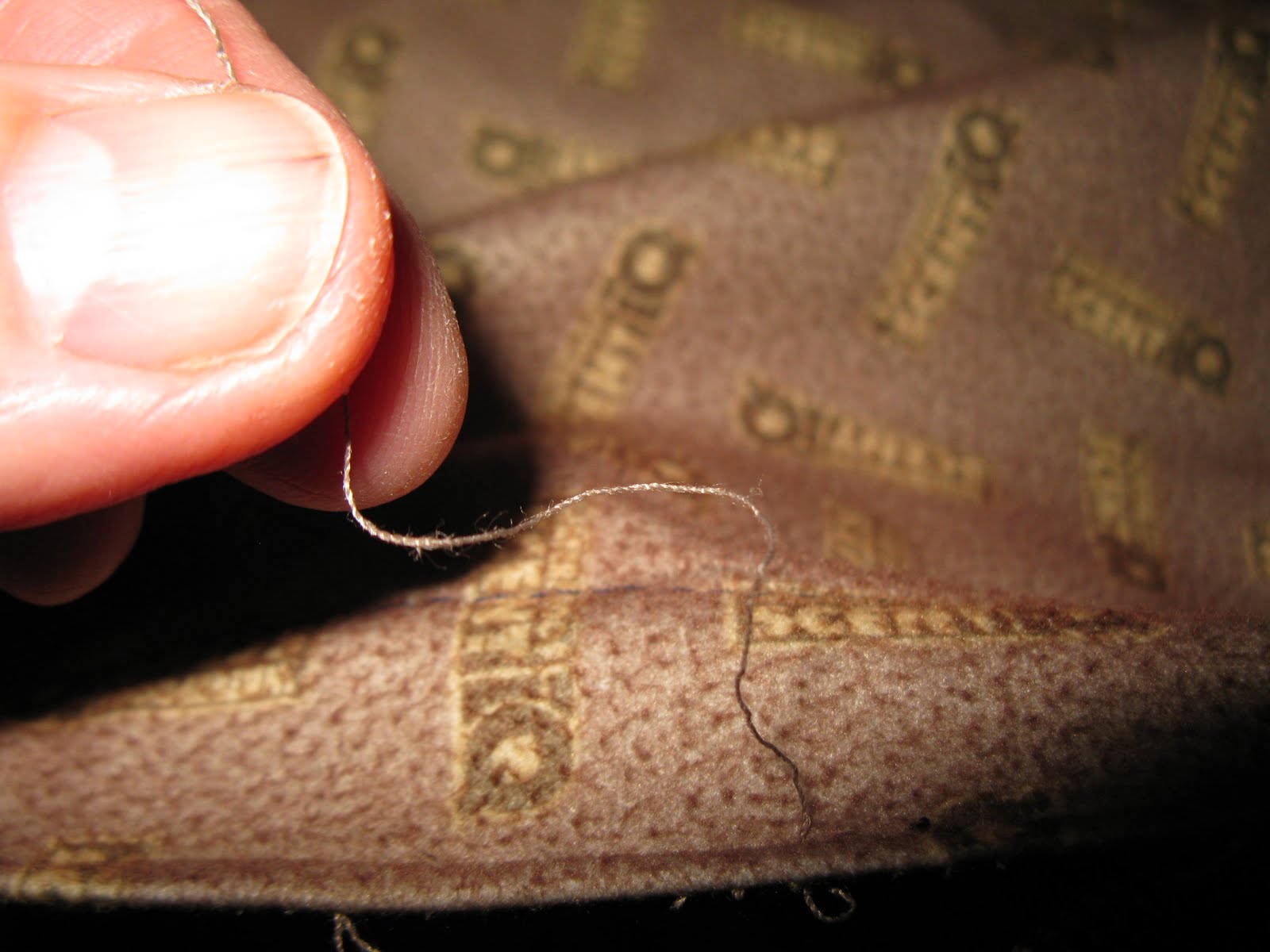 Simply Homemaking: Replacing a Zipper in a coat/jacket