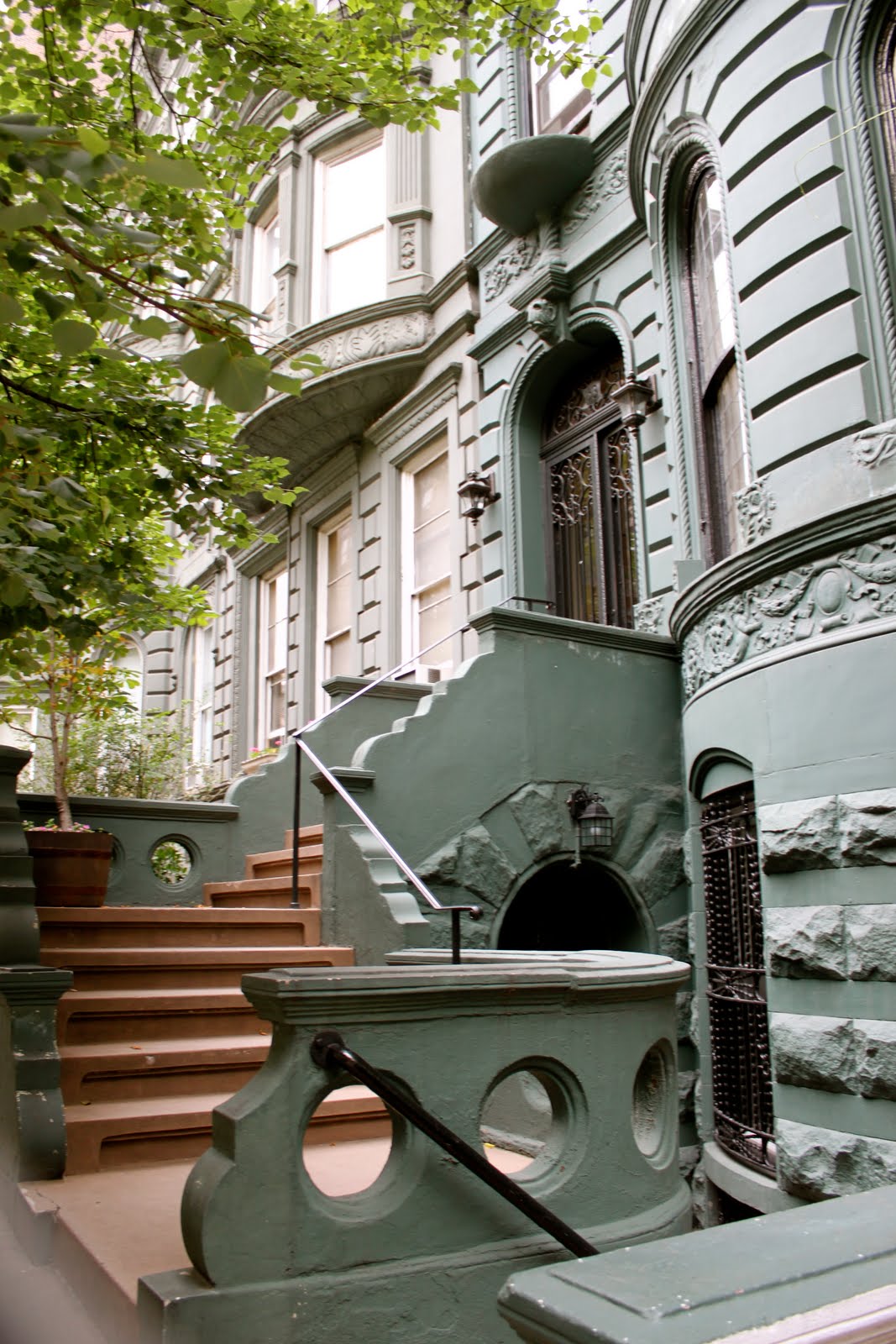 Stoopin' Around: Stoops on Upper West Side Manhattan New York