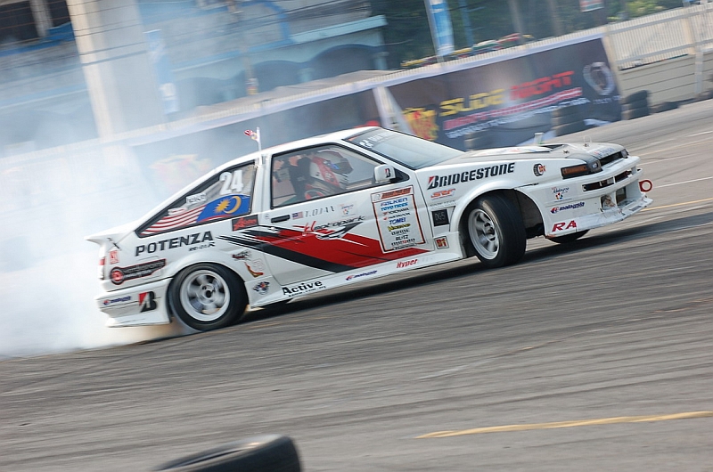 10 Mobil Dengan Kemampuan Drifting Terbaik ~ Dunia Modifikasi