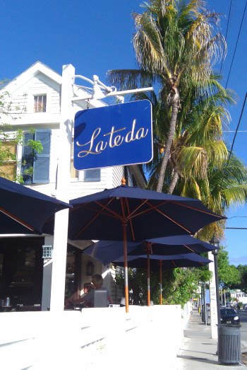 FOCAL POINT STYLING: KEY WEST: COLOR BLOCKS BLUE BY YOU