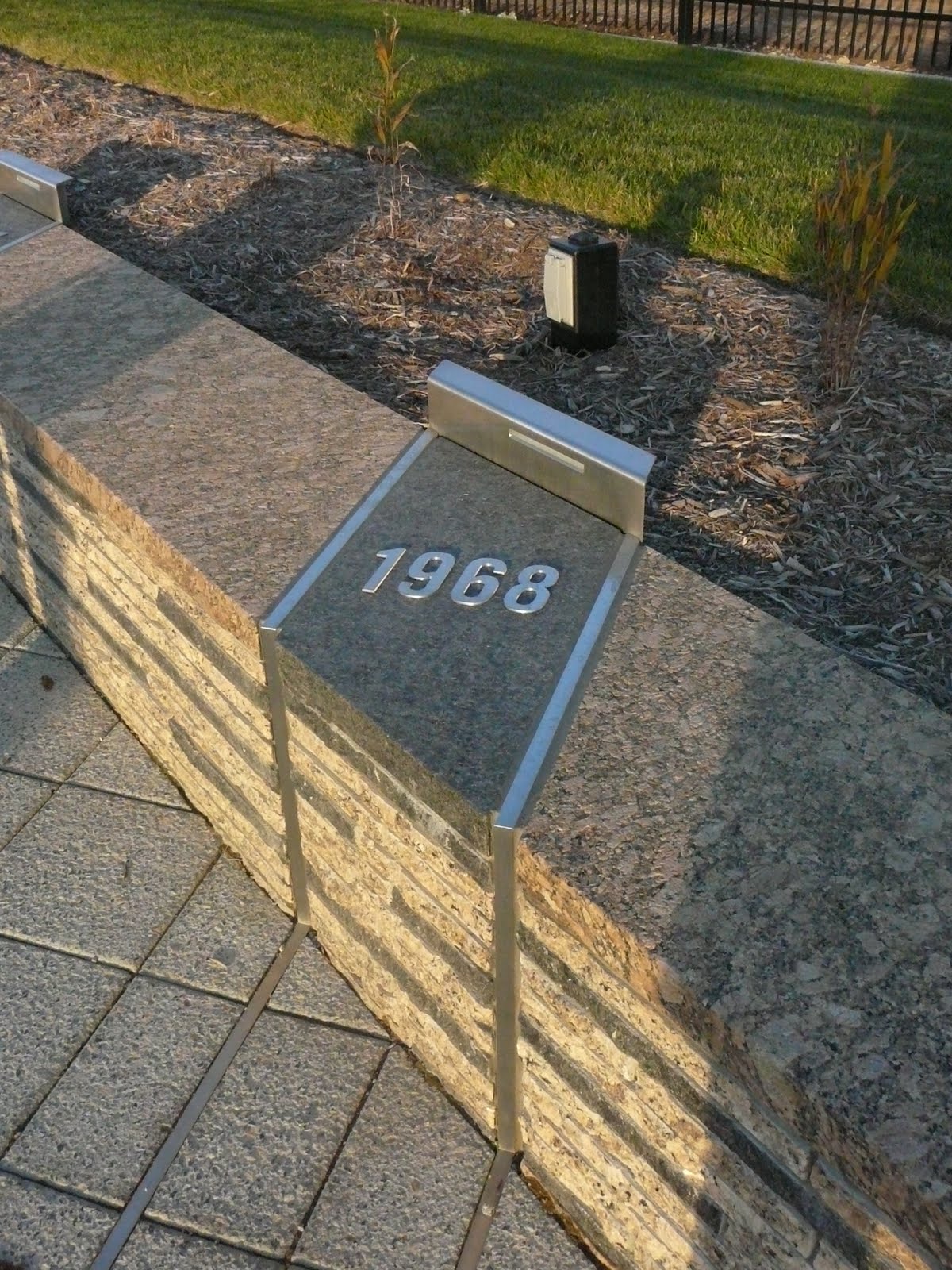 FOCAL POINT STYLING: Remembering 911: Memorial Designs