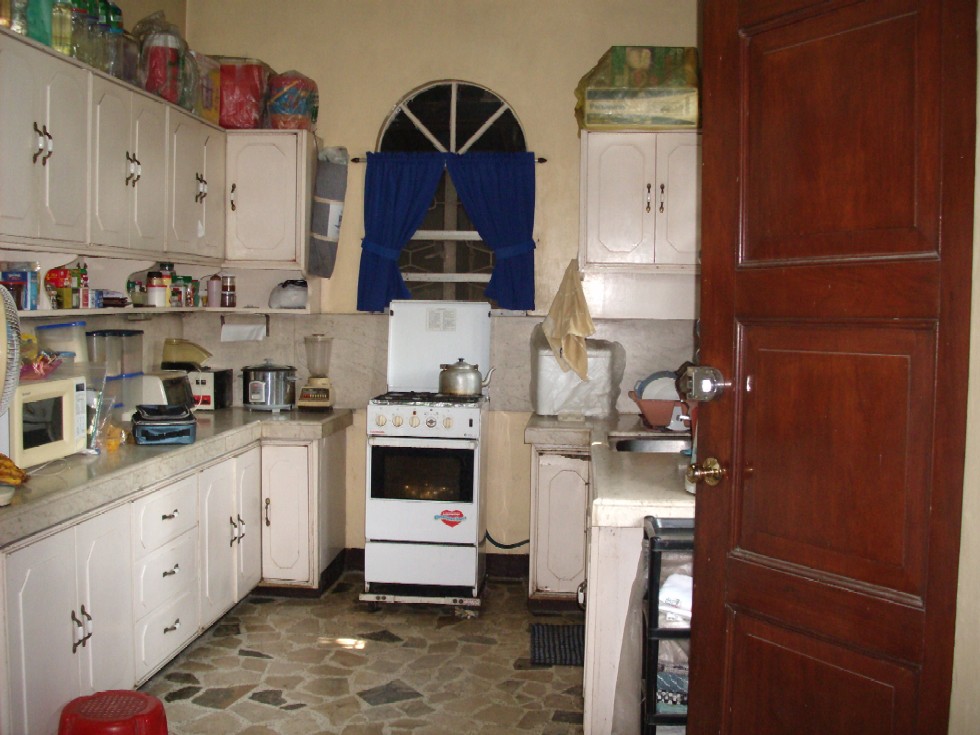 O'Days In the Field: Our Filipino House