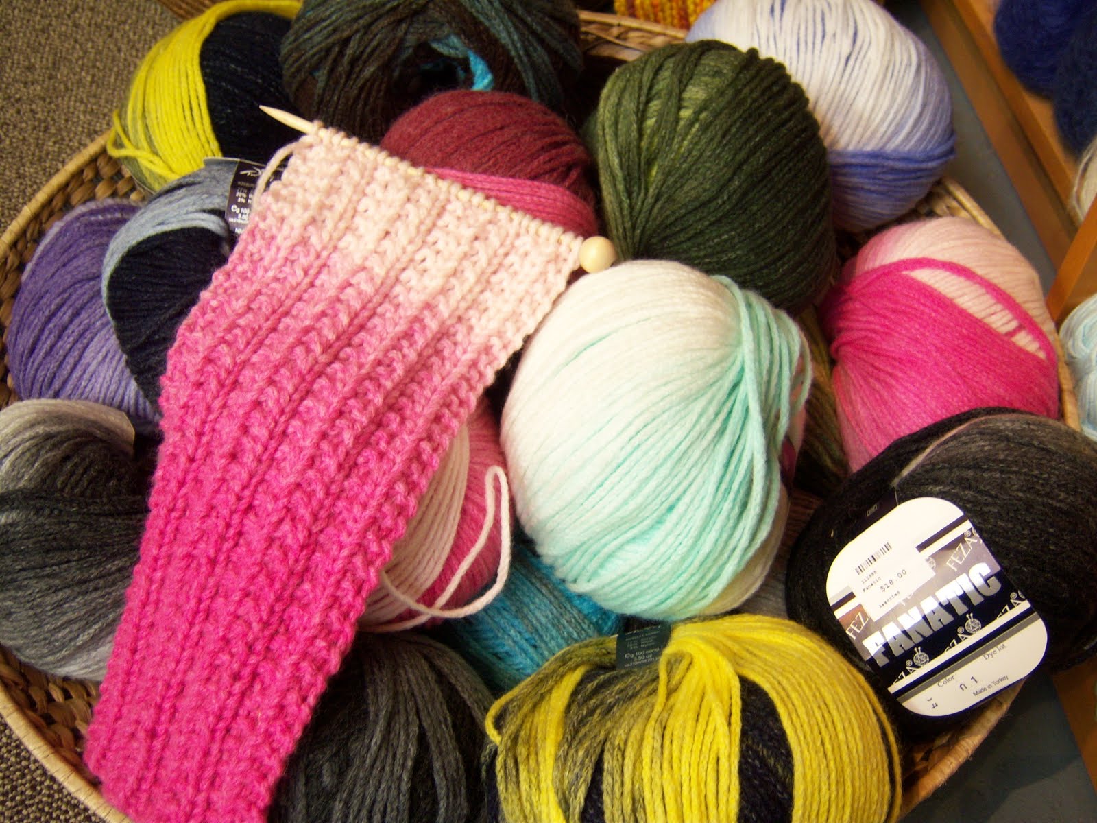 stix-n-stitches: New Fall Bulky Yarns