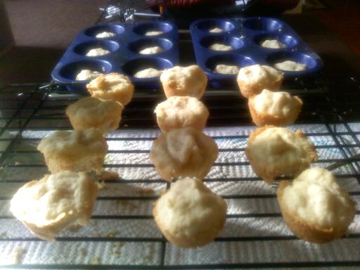 Cooking for Peace of Mind: Little Bits of Heaven Shortbread Muffins