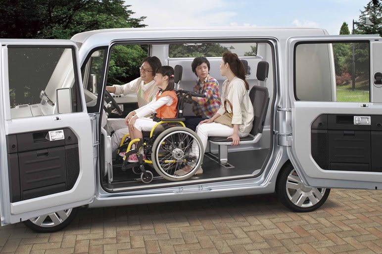 Daihatsu Deca – deca : Minimalist Car | Mowcar - mobile with your car