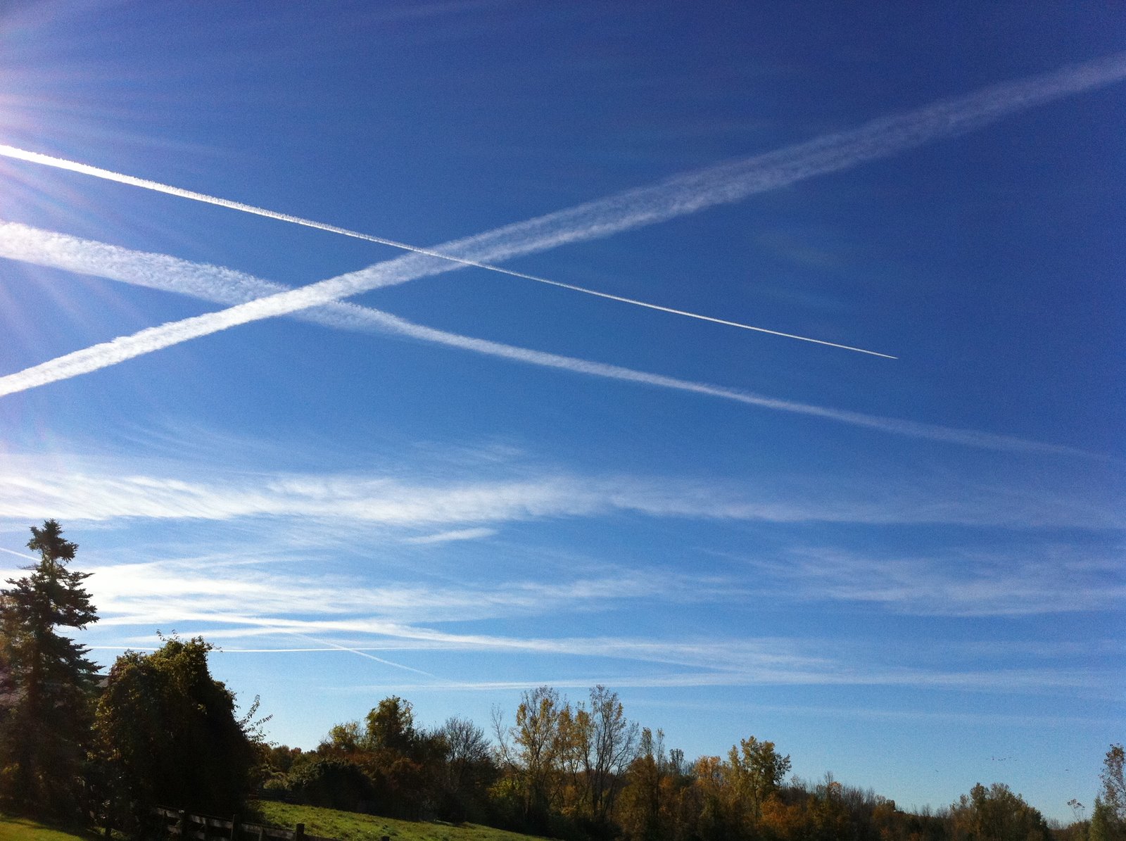 DeCampStudio: A Jet Trails Day