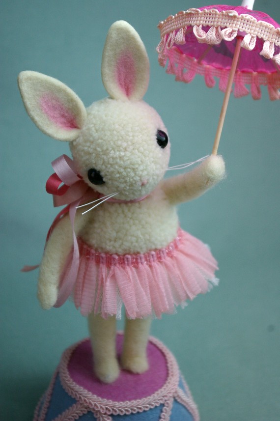 Myko Bocek Studios: Penelope the Circus Bunny!