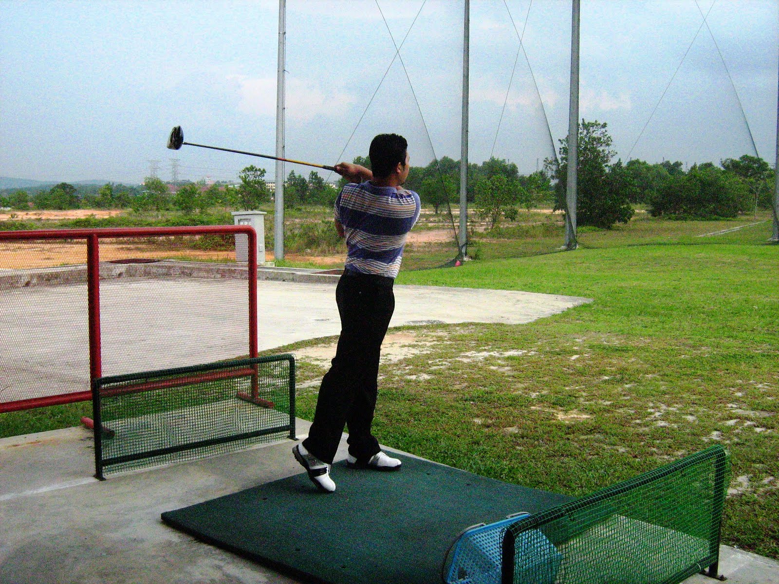 MULA NYA DI SINI: Teknik Bermain Golf