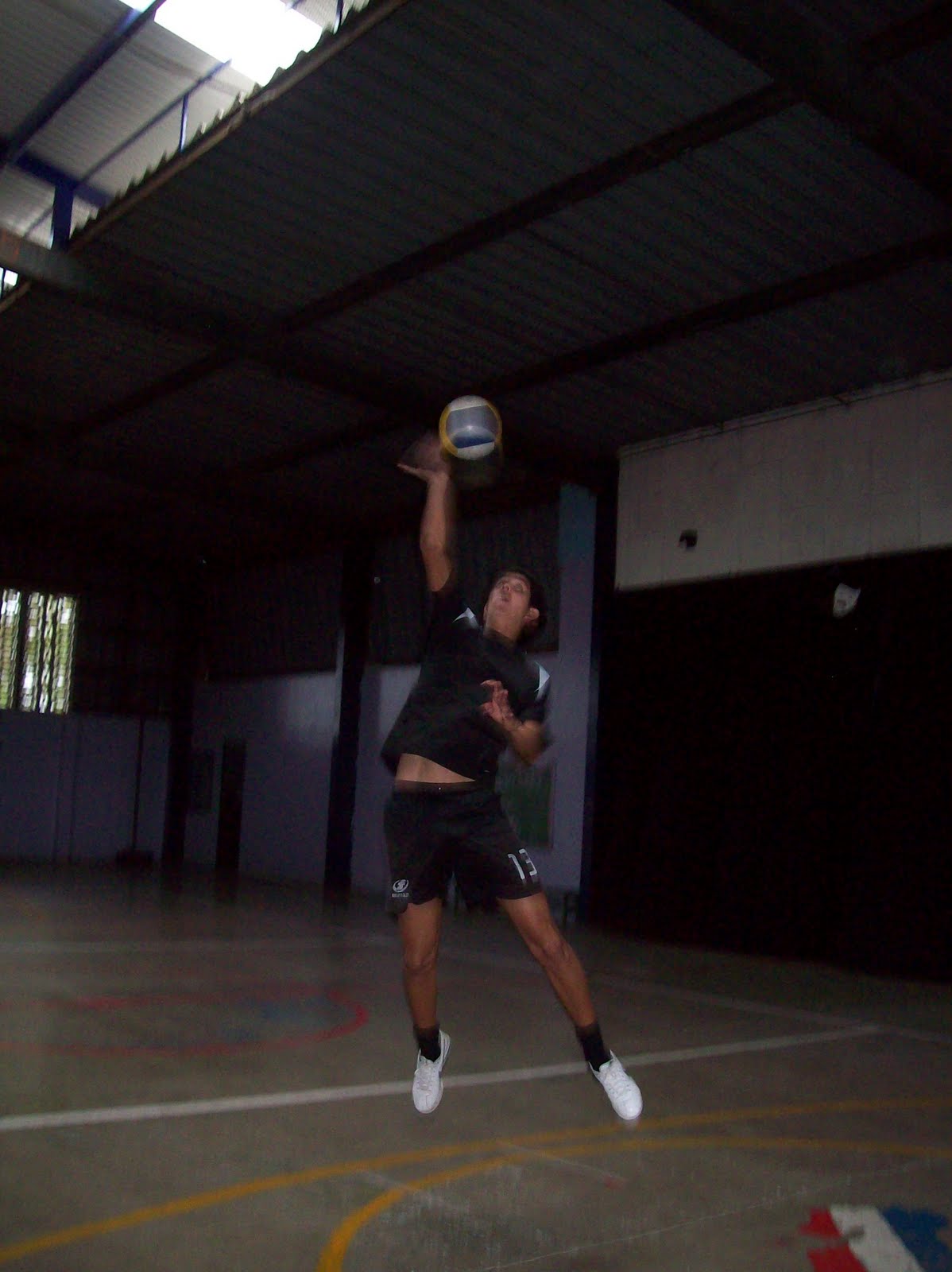 UCATIVA: Acciones de juego Voleibol. Fundamentos:..