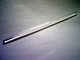 This World Of Mine: Rod kaca