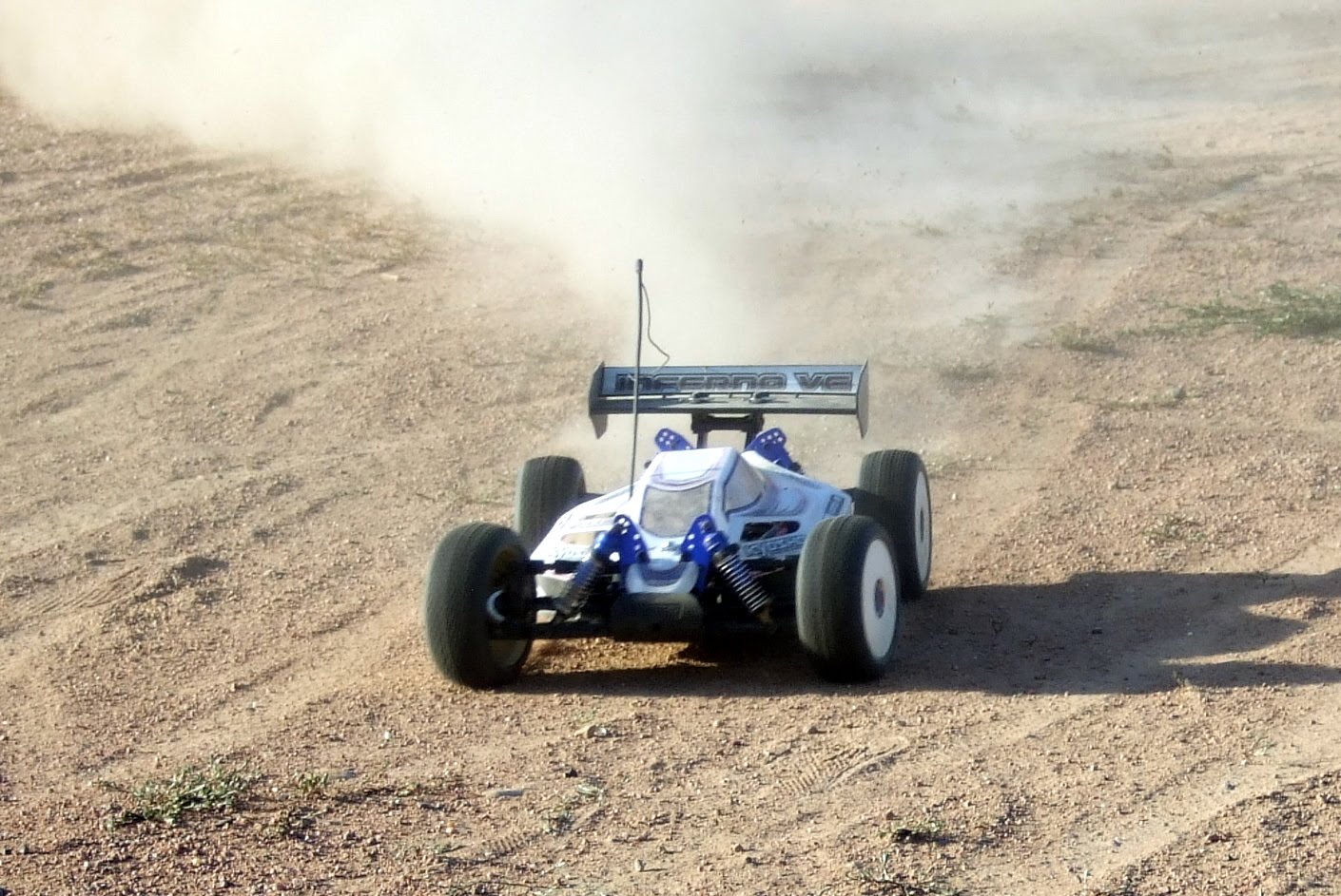 RC - Kyosho Inferno VE, Mini Z, Traxxas Ken Block et les autres ...