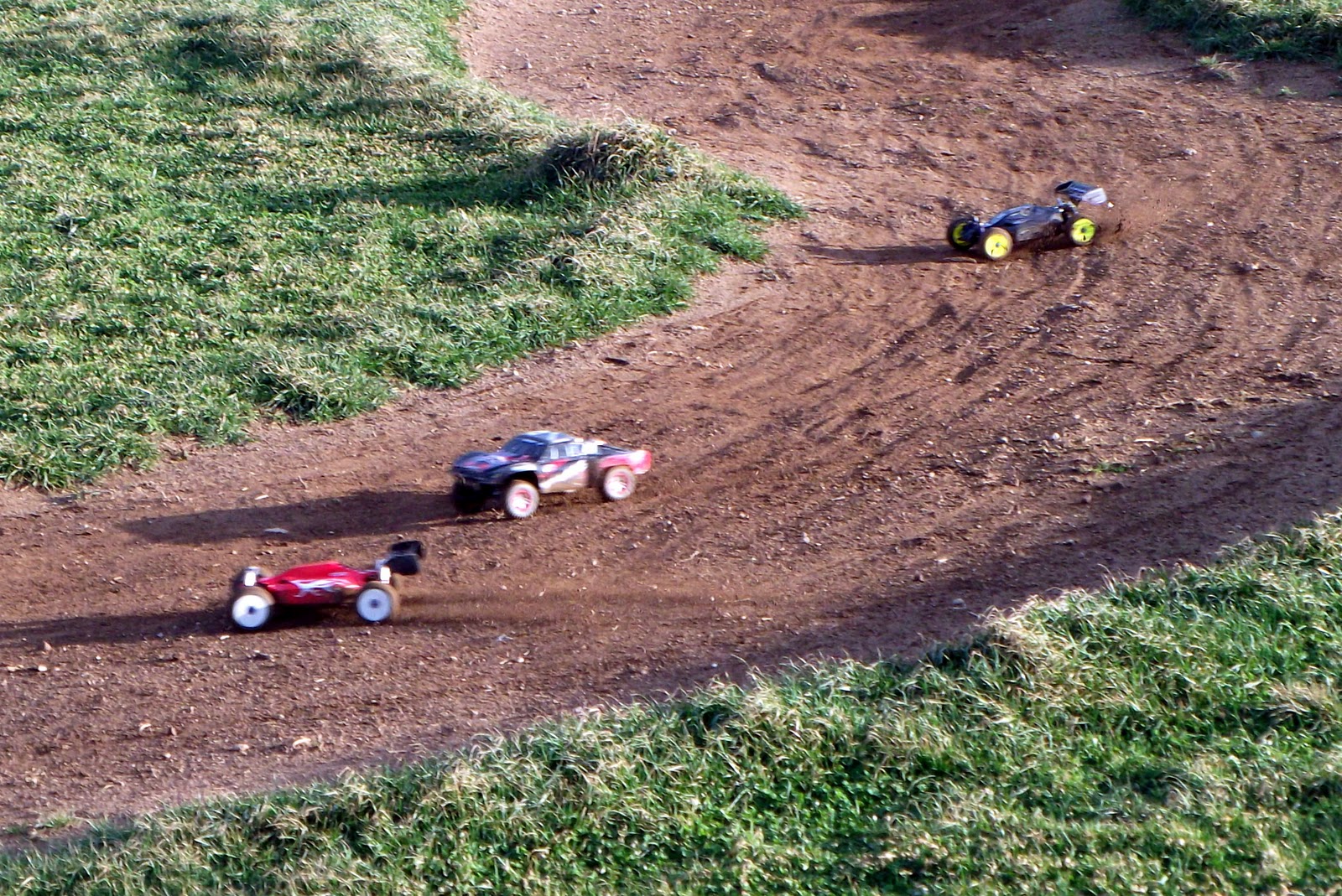 RC - Kyosho Inferno VE, Mini Z, Traxxas Ken Block et les autres: Ca ...