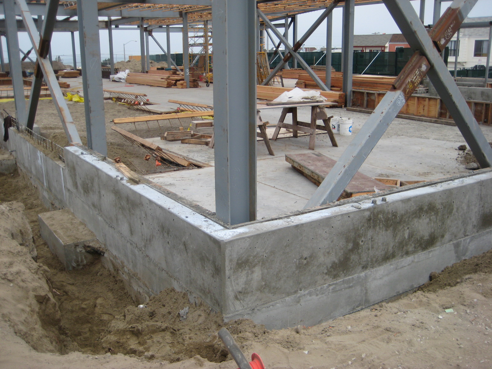 Ortega Branch Library: Look At Those Beautiful Stem Walls!