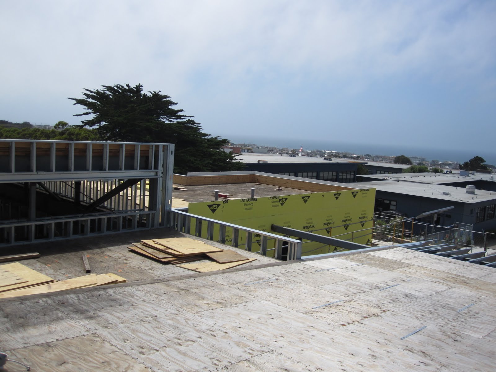 Ortega Branch Library: Up On The Roof!
