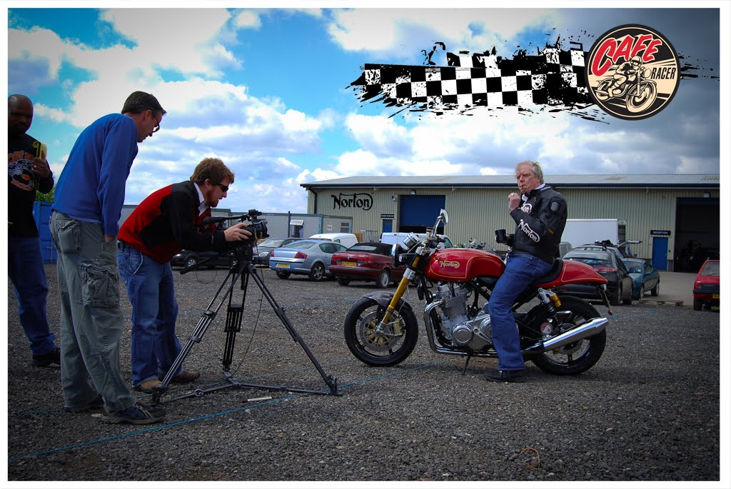 bikeblolocks: Café Racer TV