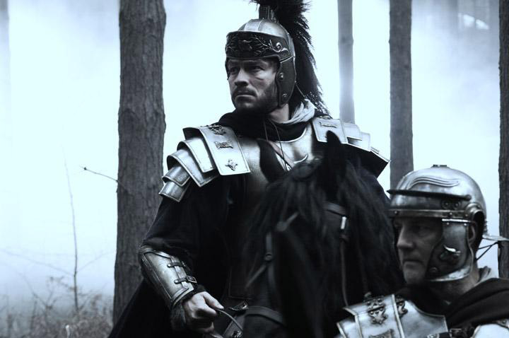 MCBASTARD'S MAUSOLEUM: DVD Review: Centurion (2009)