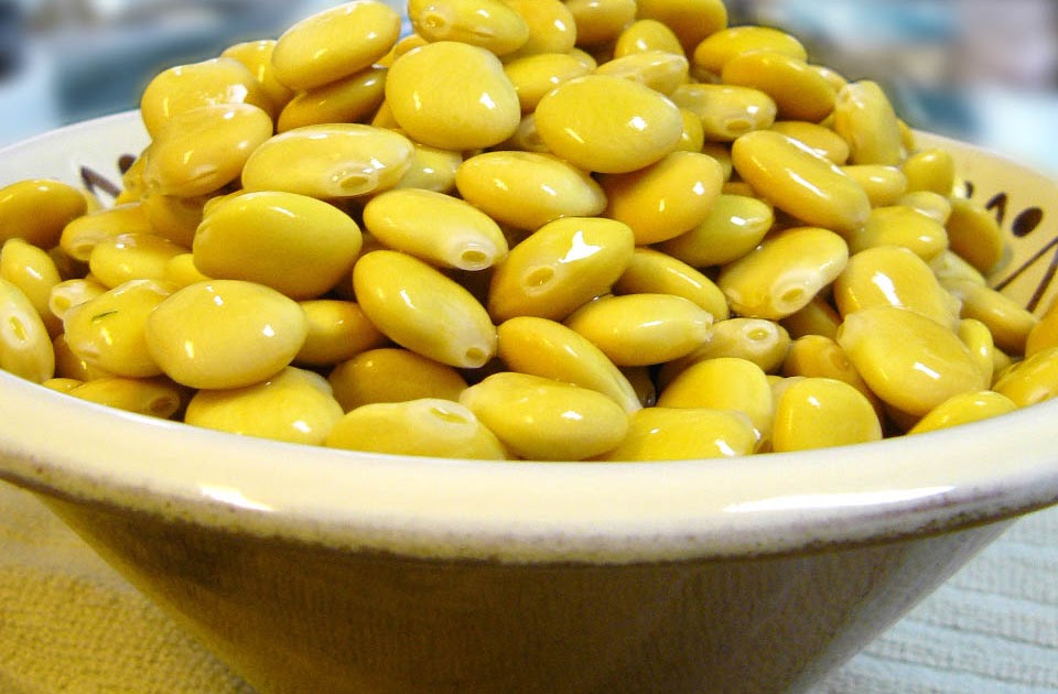 Weekend Snack: Lupini Beans (Tormos)-طرمس - Hommus&Tabbouli
