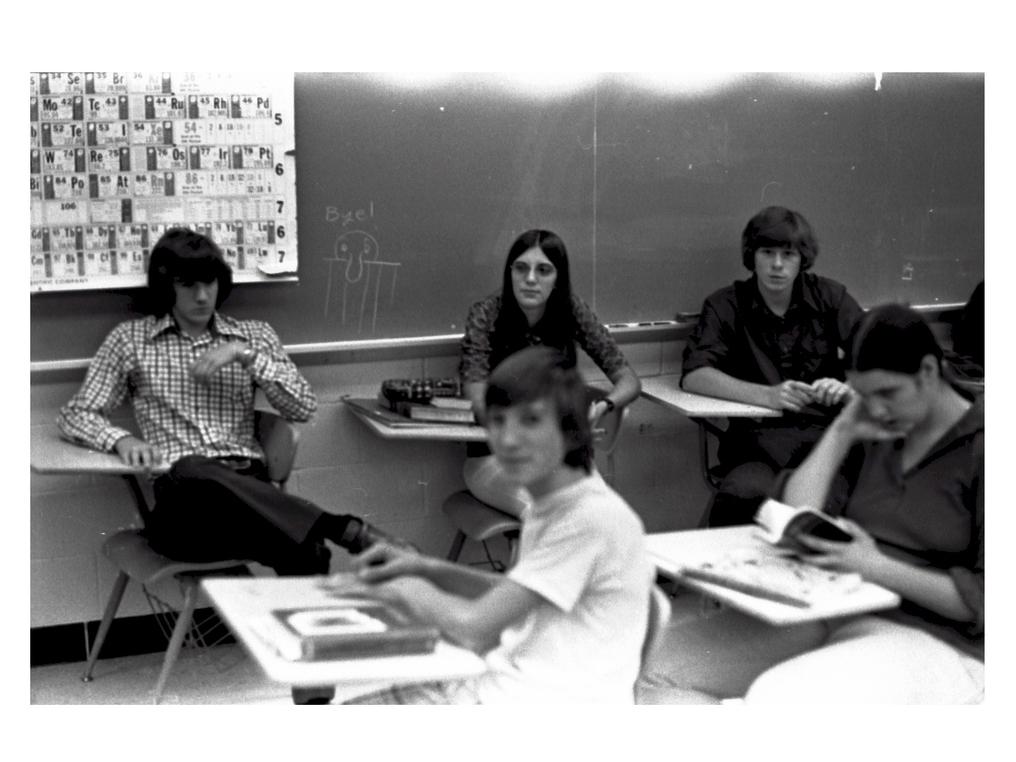 Bowie Living: Bowie High Chemistry Class from the 70s