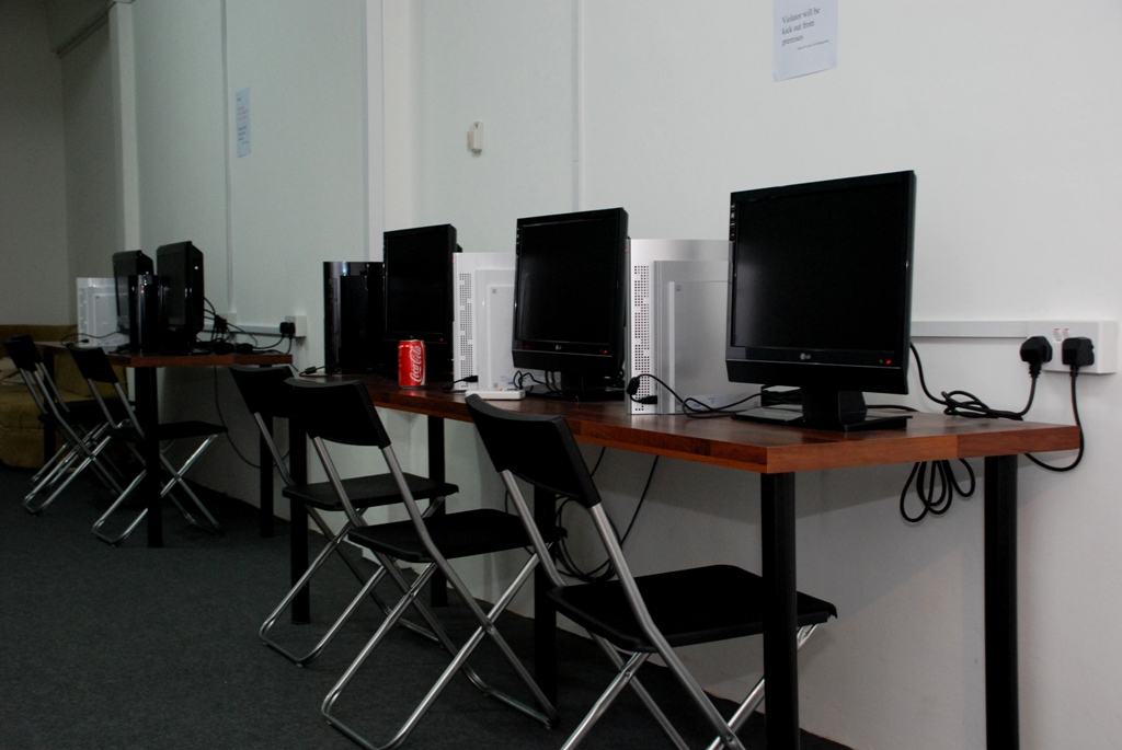 Alpha All Cyber Cafe: ALPHA ALL CYBER CAFE