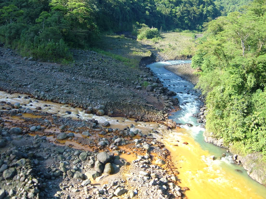 COSTA RICA EXCEPCIONAL: Tierra de ríos espectaculares