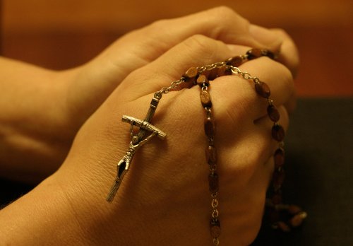 Msza w Klasycznym Rycie Rzymskim w Zielonce: Modlitwa Różańcowa