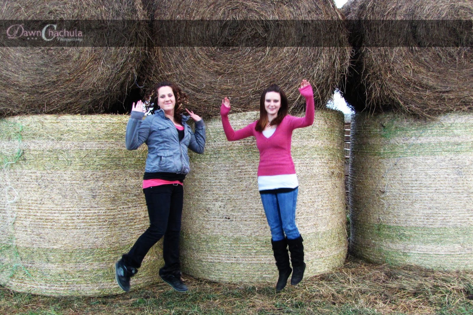 Dawn Chachula Photography: Regular Old Farm Girls!