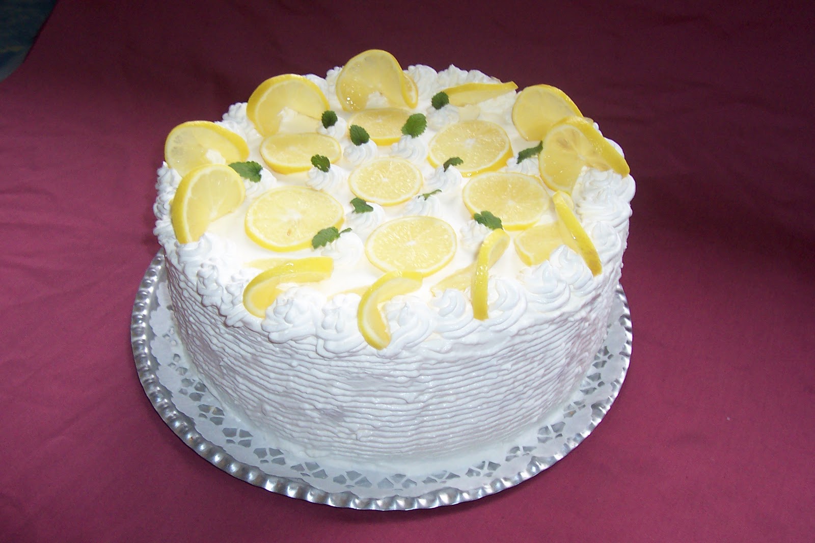 Anyatigris tortái: EXTRA MÉRETŰ TEJSZÍNES CITROMTORTA