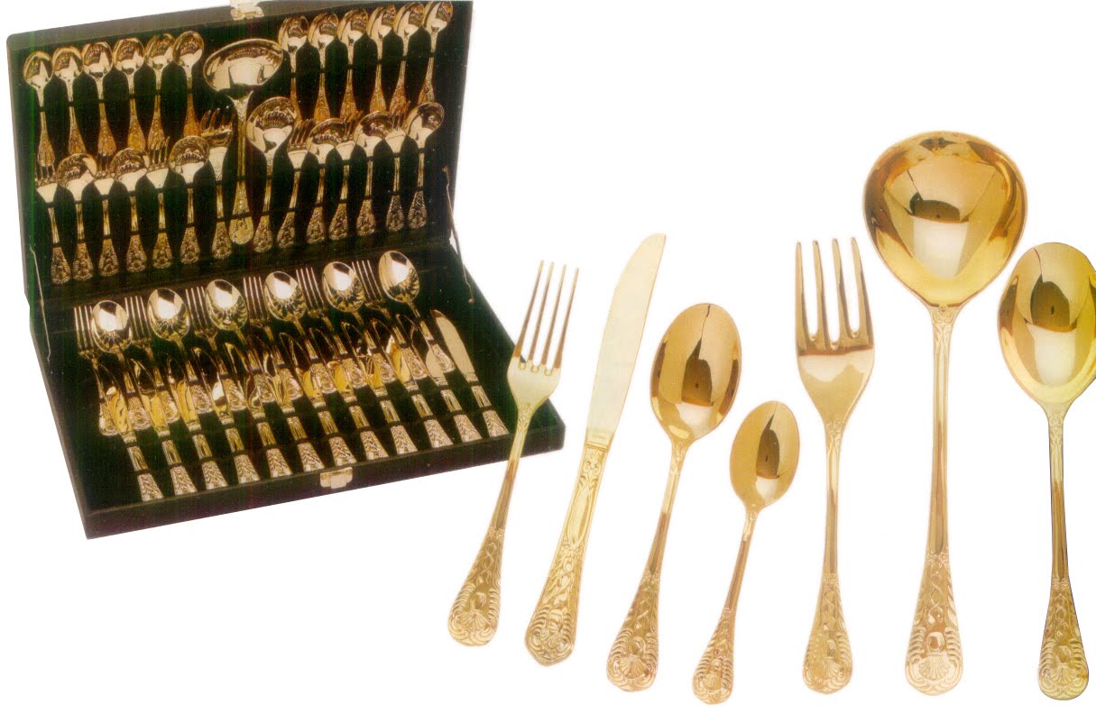 Classically Eclectic: Gold-Plated Flatware!