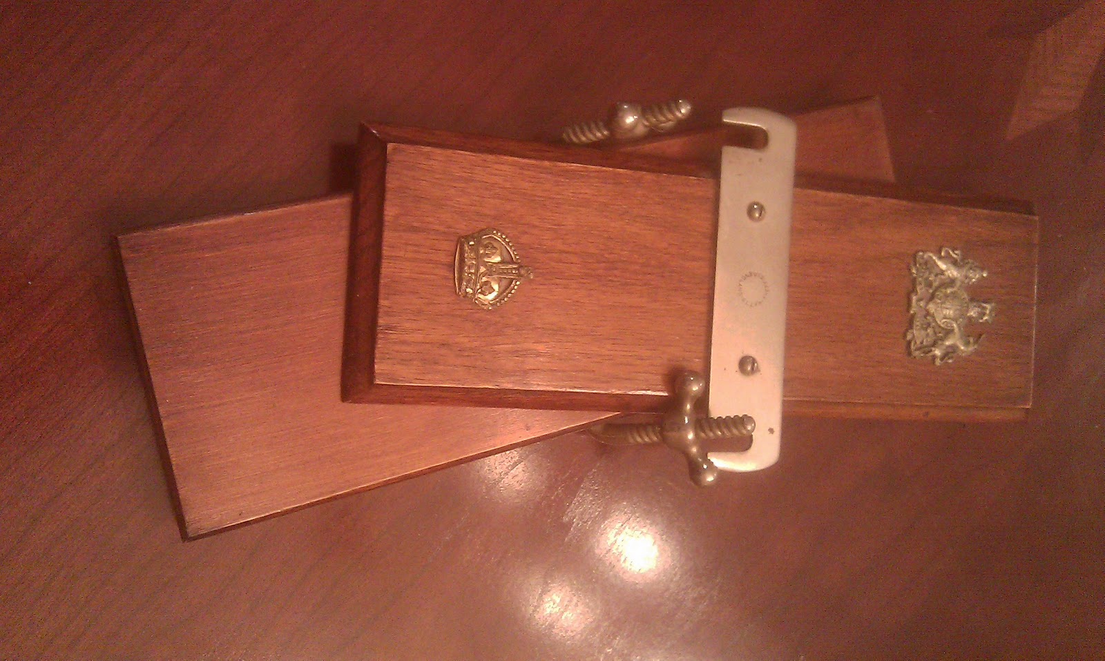 The House of Riley: What in the heck is a Tie Press?