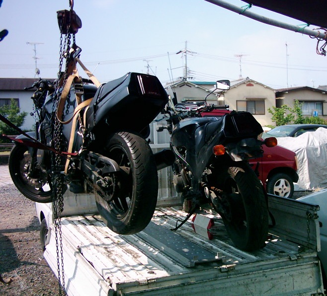 12 year old fixing a Kawasaki FX400
