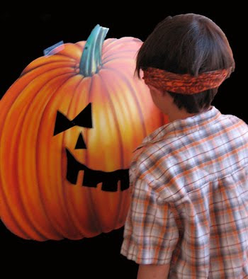 red-roko: 15 Minutes : Play It : Pin the Face on the Pumpkin