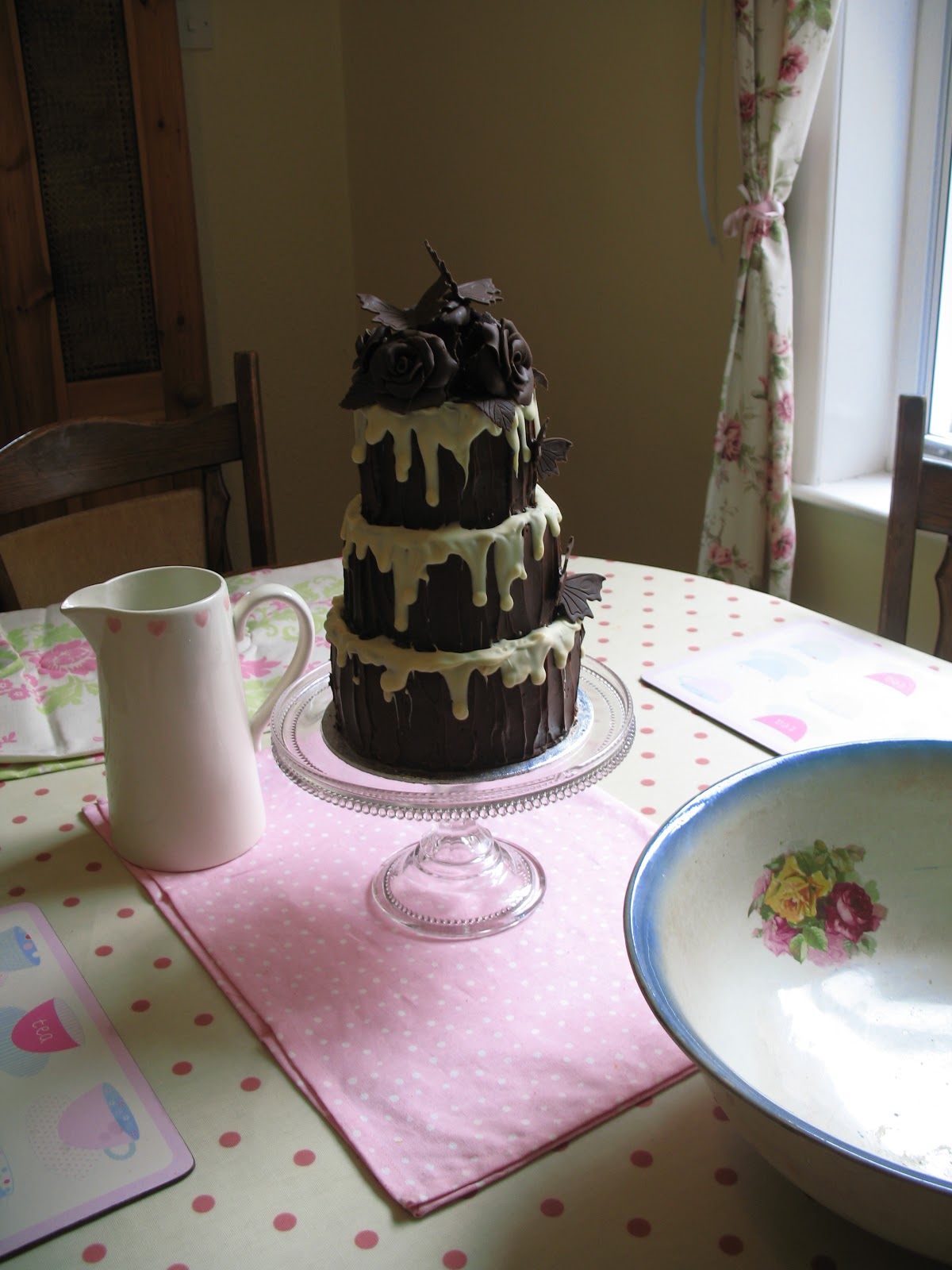 girl eats art: November 2010